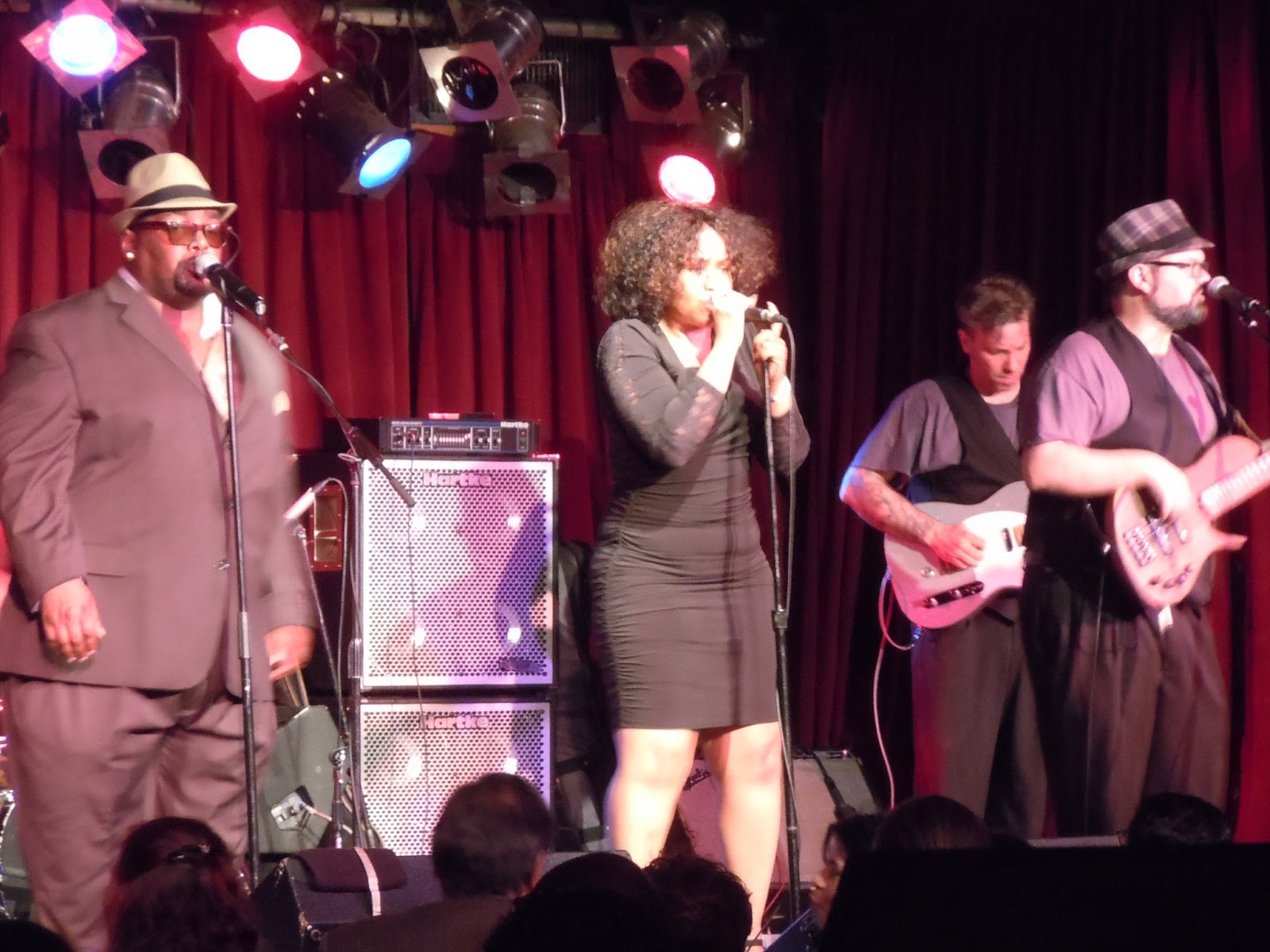 Kat's Theory of Music: A Little Review of the Revue: Classic Soul