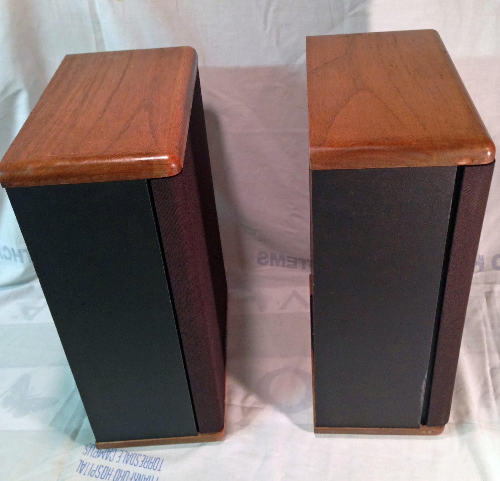 Robert's Sound: Advent Baby Loudspeakers