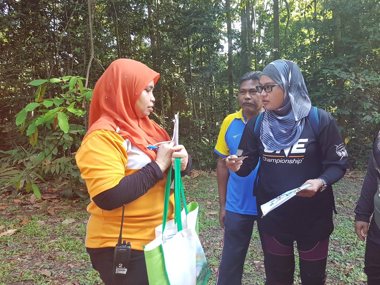 LADAP Guru: Treasure Hunt Di FRIM - GURU KAUNSELING NURHAIZA CHE MAT