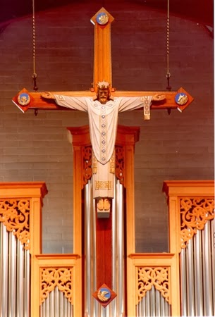 This beautiful cross: Christus Rex : r/Christianity
