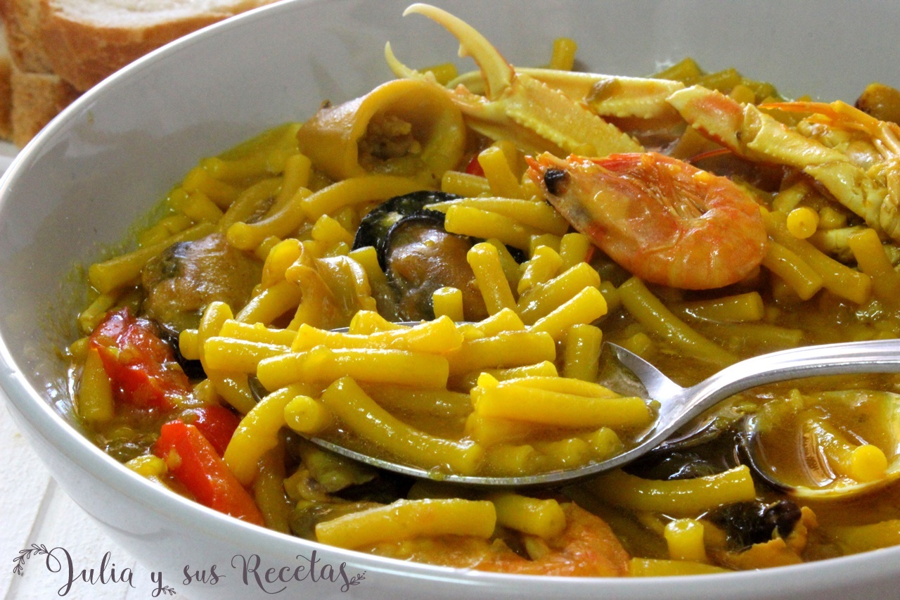 JULIA Y SUS RECETAS: Fideos guisados a la marinera