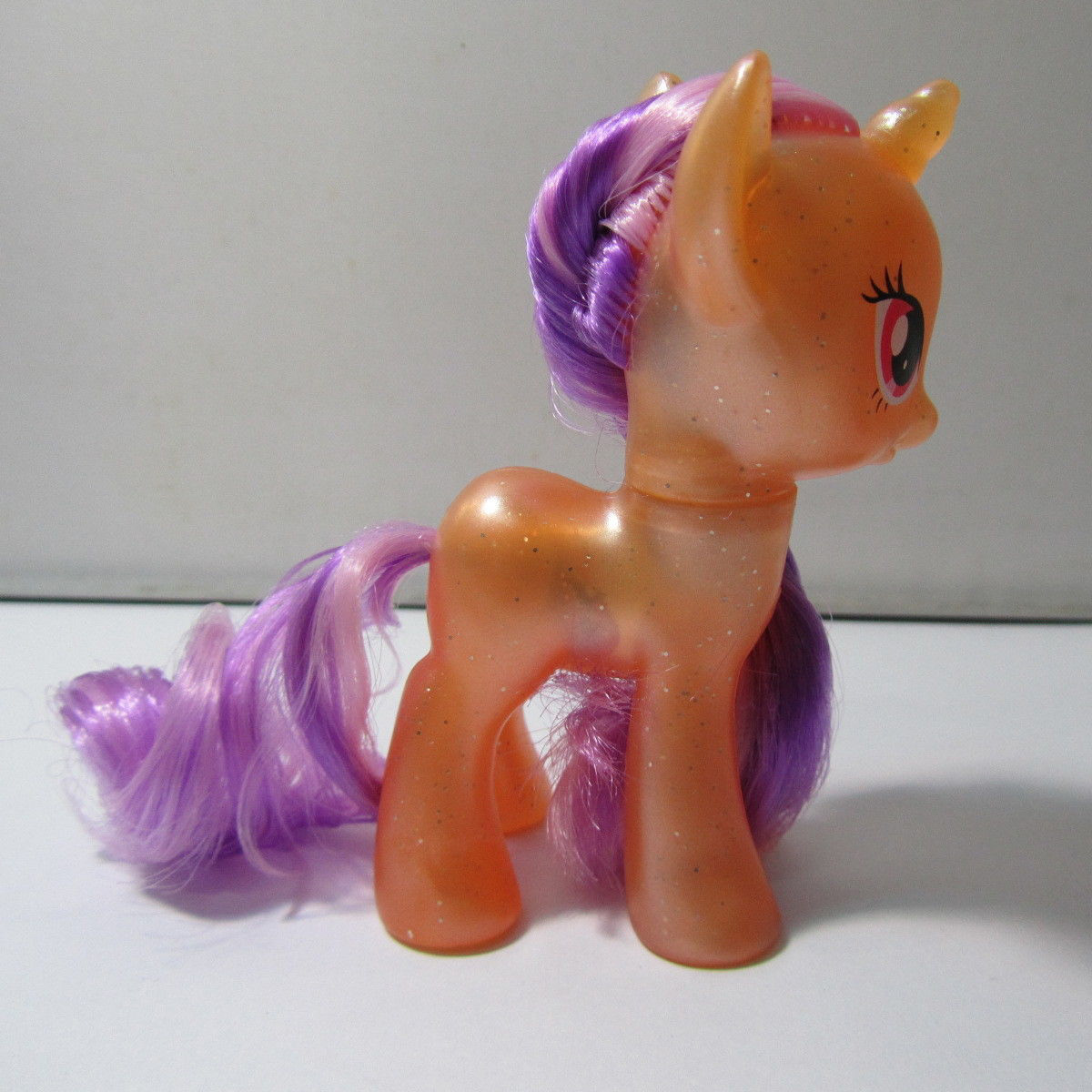 Pearlized Pretzel Brushable appears on Ebay | MLP Merch
