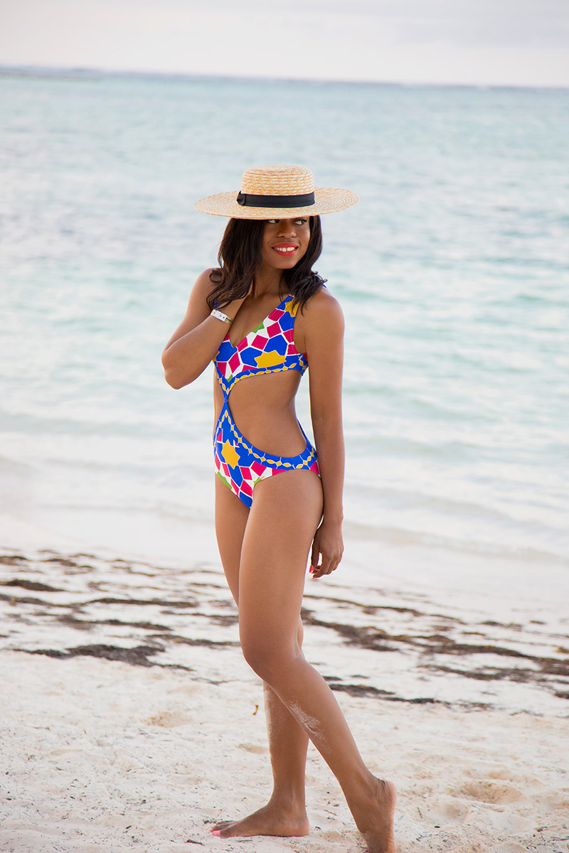 Must Have Swimsuits | JADORE-FASHION Must Have Swimsuits | JADORE-FASHION