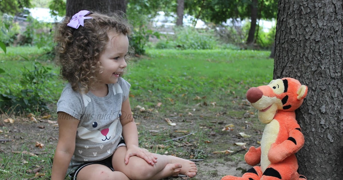 Dandelions and Daffodils: tigger tales