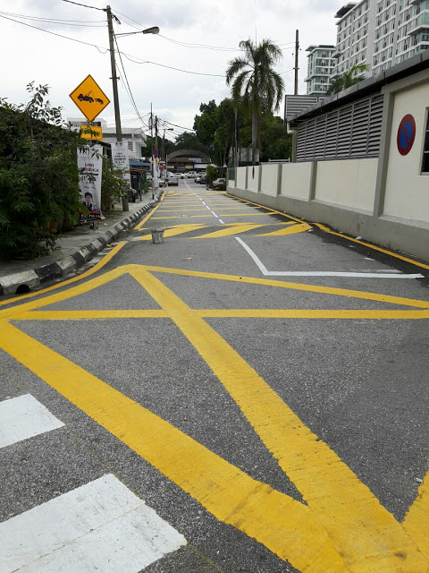 SJK(C) CHOONG WEN K.L: Terima Kasih DBKL - Dapat melukis petak kuning ...