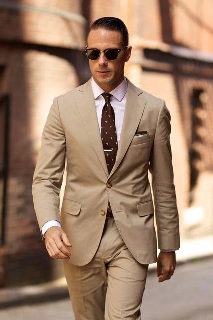 Clase, elegancia y distinción: COMO DEBE COMBINARSE EL TRAJE BEIGE