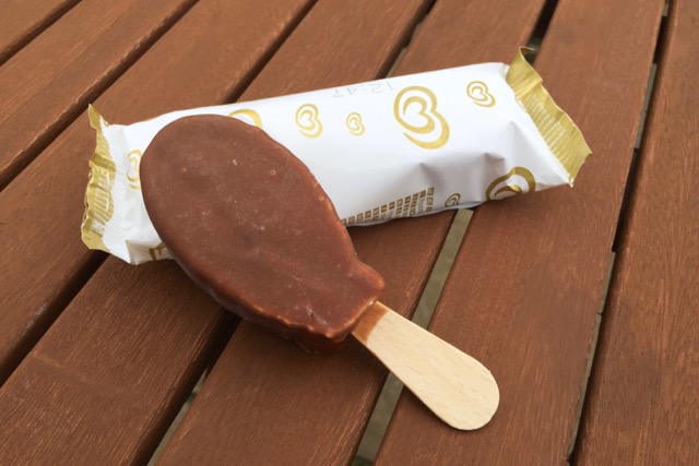 VEGANOO Vegan Reviews: Review: Swedish Glace 'Choc Ice' Lollies