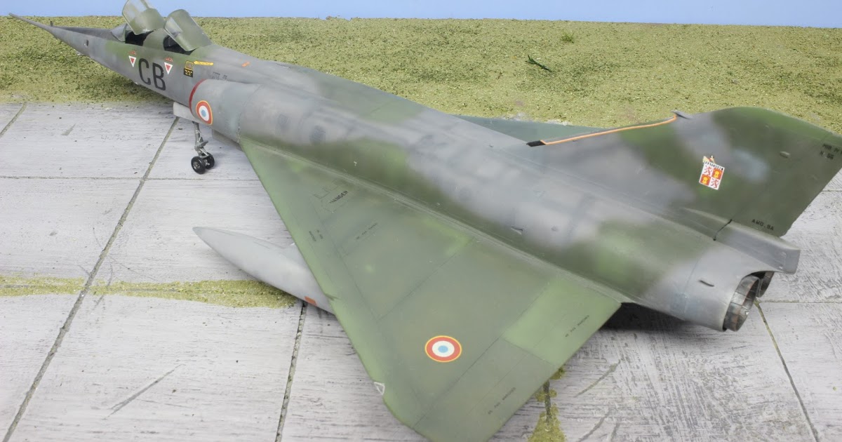 Maquette du Mirage IV P d’Heller au 1/48. | Rony La Maquette