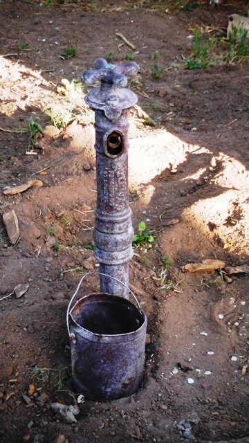 Lace Crazy: Old, vintage, outdoor faucets + landscape additions...