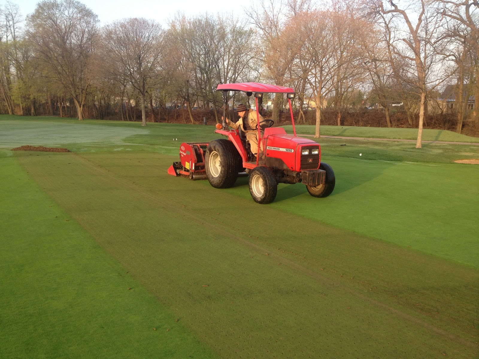 Ridgemoor Country Club Golf Course Maintenance: Greens Aerification