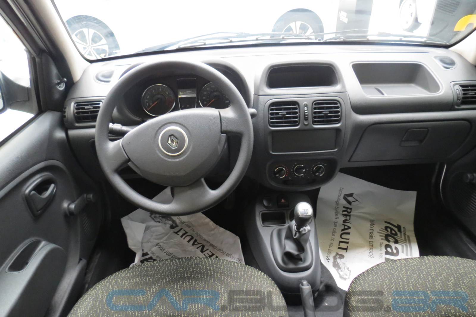 Renault Clio Authentique 2013: fotos, preço, consumo e ficha técnica