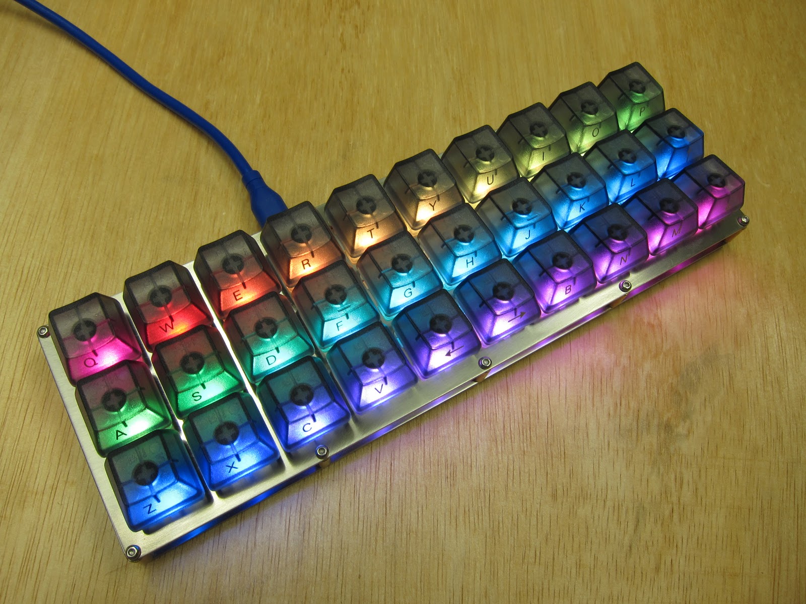 40% Keyboards: Tomato 1.3 30% RGB