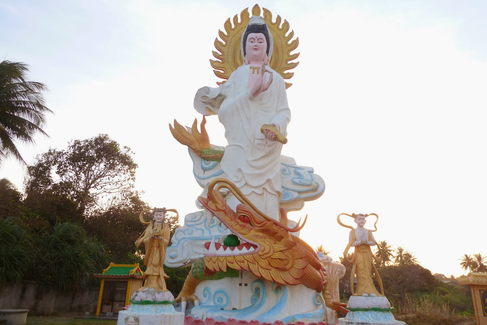 Kee Hua Chee Live!: KUAN YIN OF THE SOUTHERN SEAS IN BALAI IN BACHOK ...