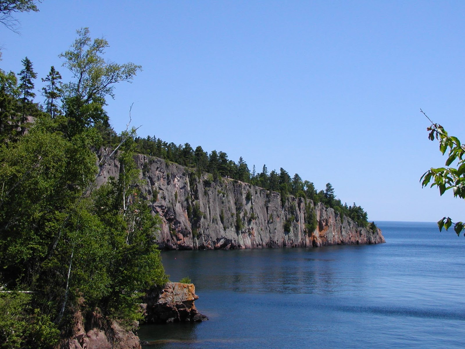 earthscienceguy: Minnesota Geology Monday - Palisade Head Rhyolite