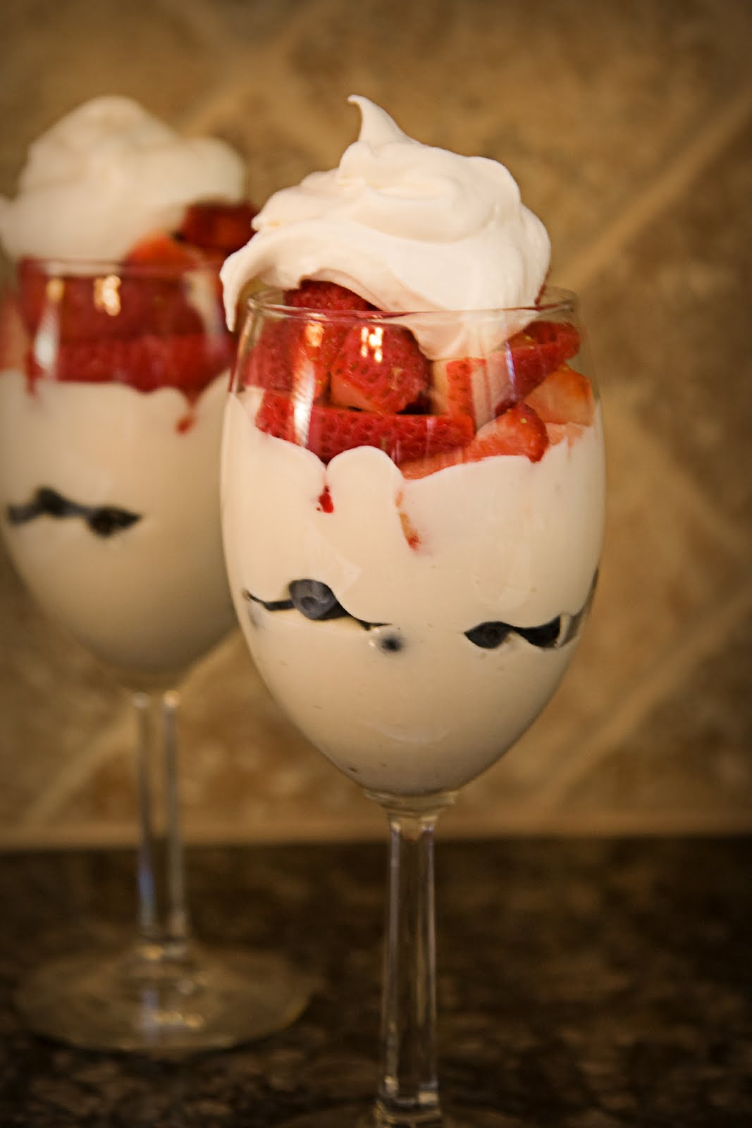 oh-damage: Skinny Fresh Fruit Parfait