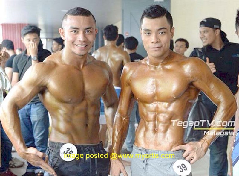 MYARTIS.COM | MYARTIS | MY | ARTIS: 10 GAMBAR - NAS-T KINI BERBADAN ...