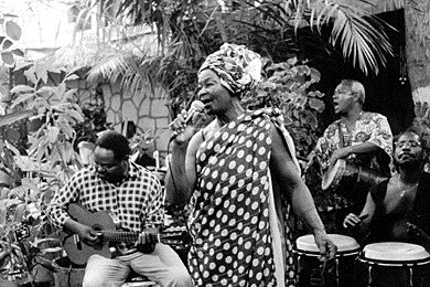 Kassetz: História da Musica Angolana