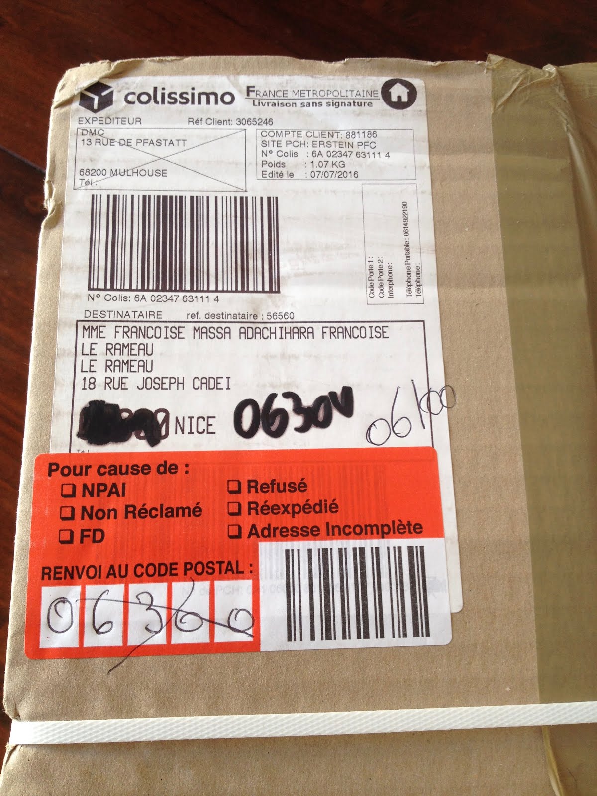 ici Dvorah: Se(r)vices publics (1) : colis d'été