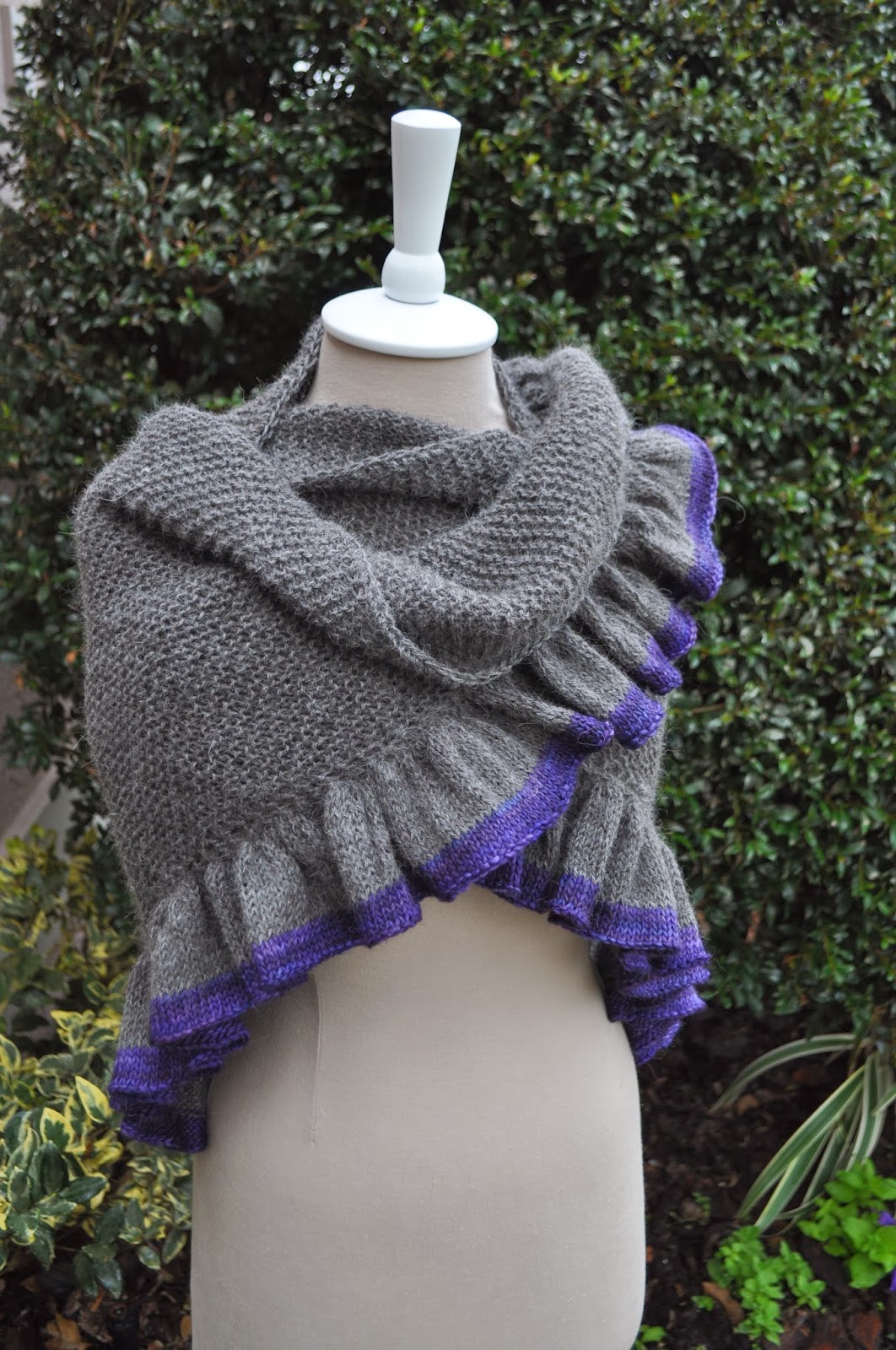 Mereknits: The Never Ending Ruffle Shawl and a surprise from Susanne