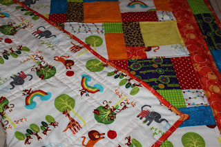 Mama Clucks: Disappearing Nine Patch Baby Quilt