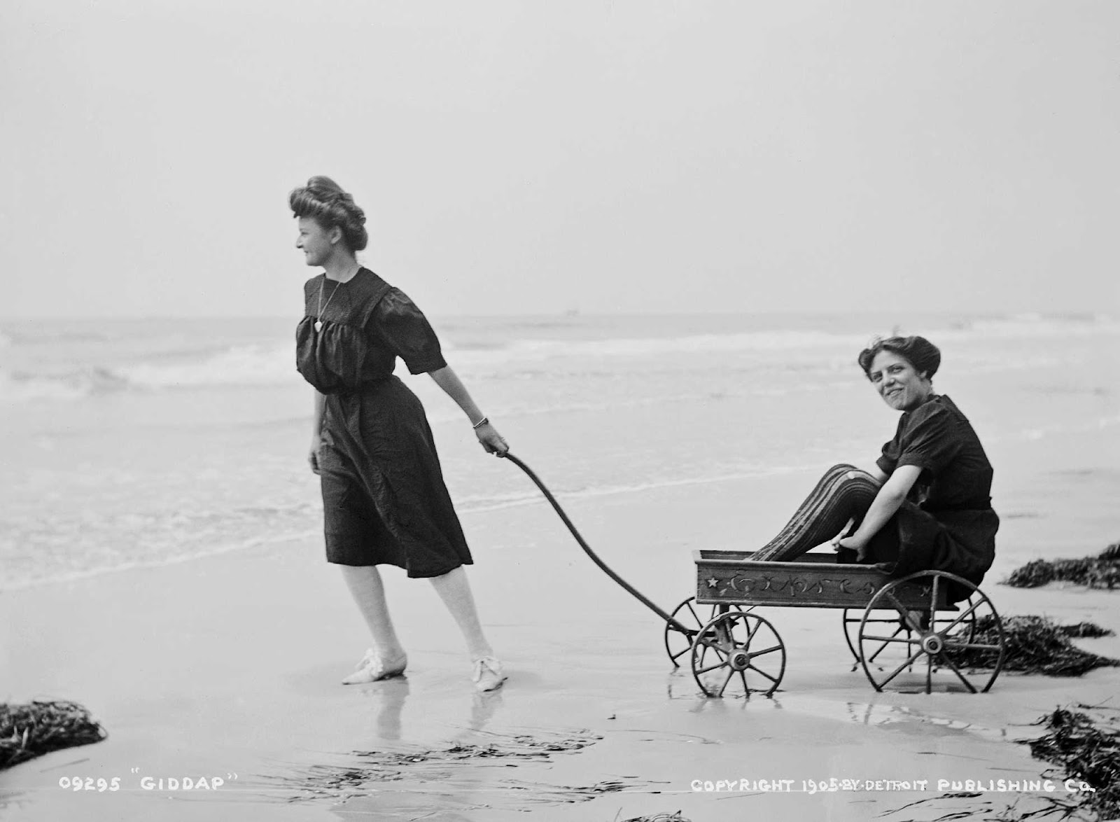 History in Photos: Frolicking at the Seashore