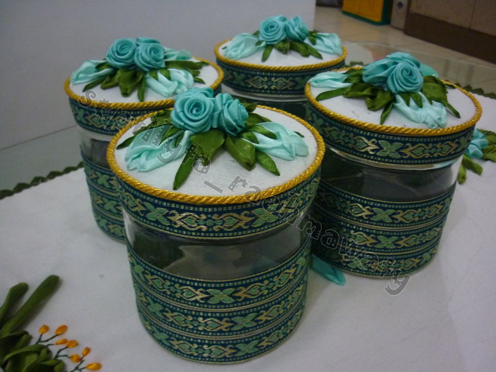 Sulam Pita Cantik: Toples Kue