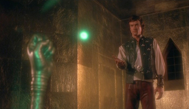 Roman's Movie Reviews and Musings: Hawk the Slayer (1980)