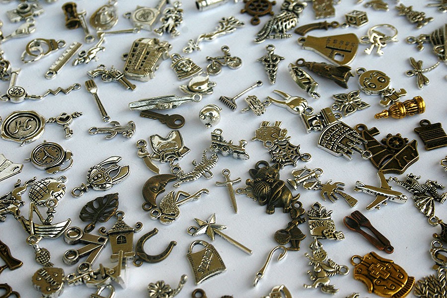 TomToy : Metal trinkets