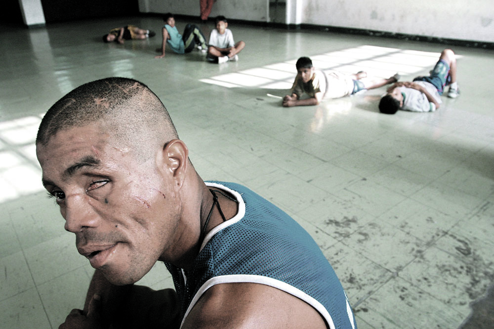 Luis Iparraguirre: Mario Broncano