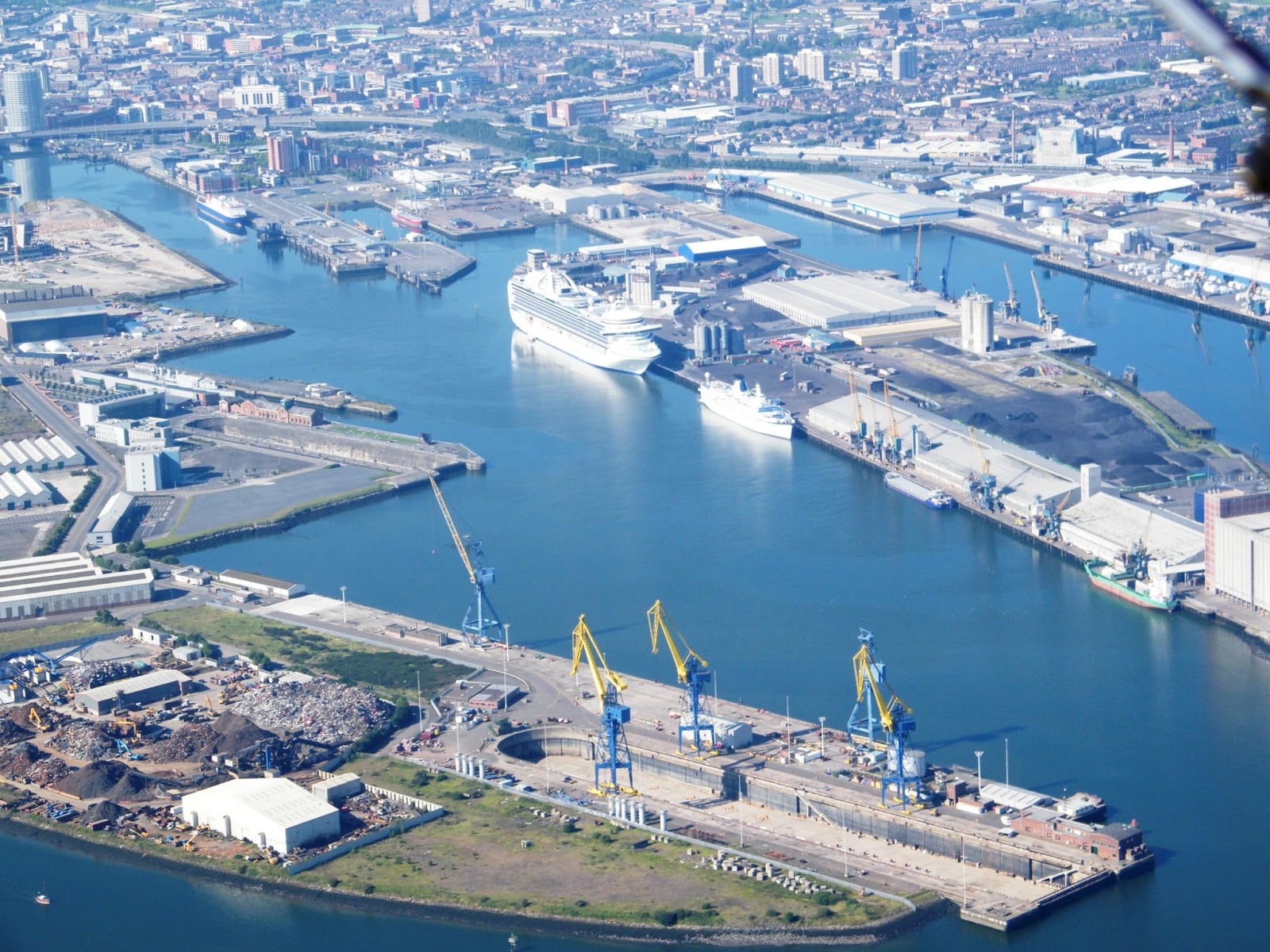 Ernesto São Thiago - Direito da Orla: Belfast Convention & Visitors ...