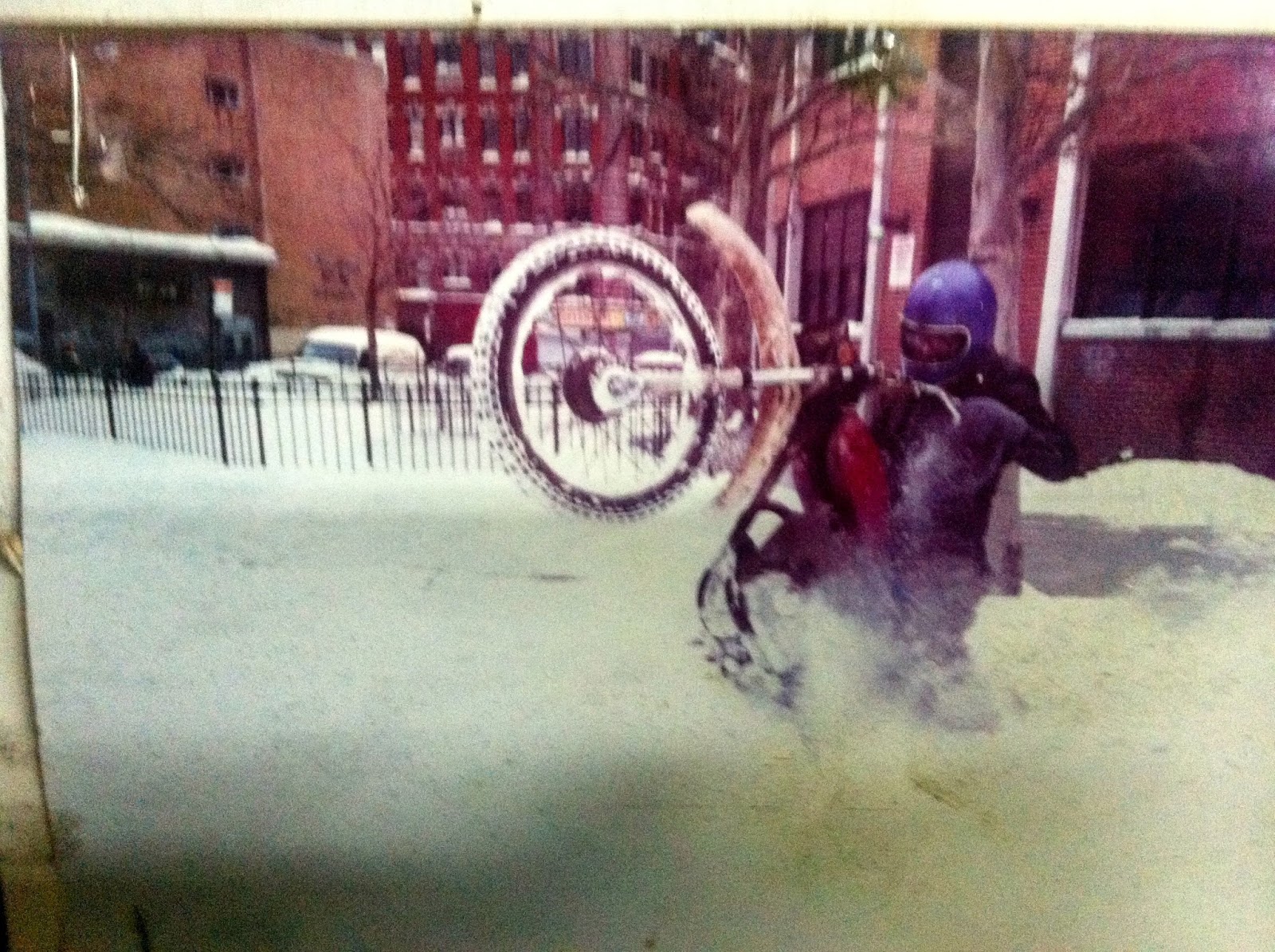 mangozeen: Dmitri Turin - Still On The Road