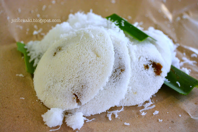 Traditional Haig Road Putu Piring Singapore |Tony Johor Kaki Travels ...