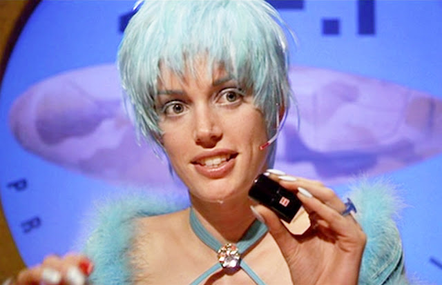 Sybil Buck. Zorg's secretary on The 5th Element : r/Celebs