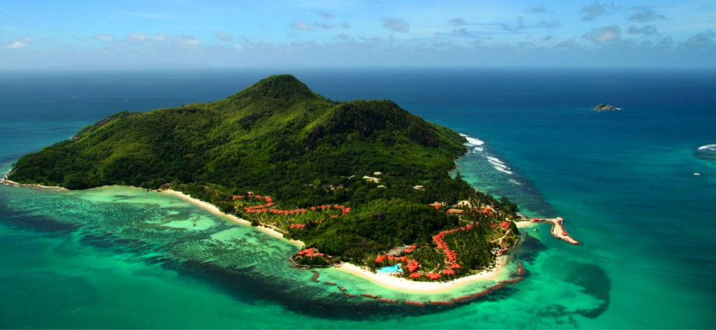 restoration: Amazing Island - Selection of pictures and wallpapers