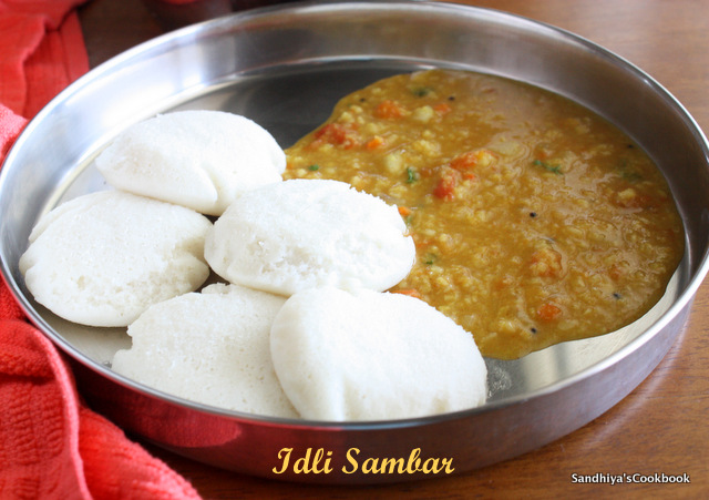 Sandhiya's Cookbook: Home made Idli | How to make soft Idli | Typical ...