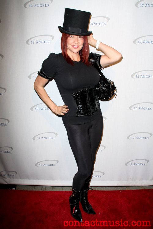 what y'all think bout slash's wife, perla hudson? | Sports, Hip Hop ...