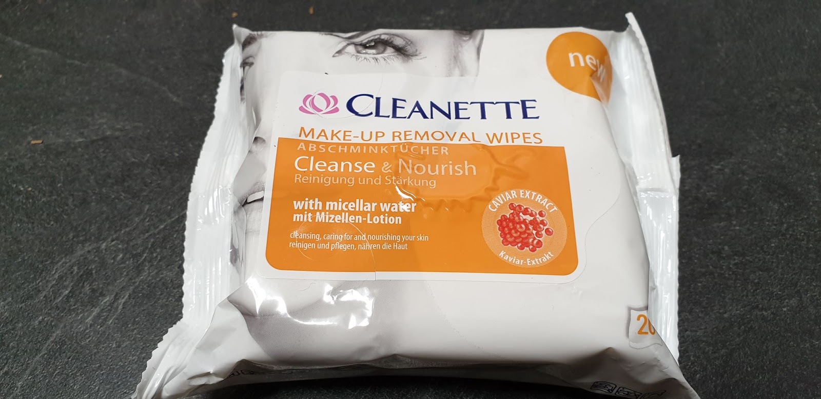 Heike testet: Cleanette Intim-Pflegetücher und Cleanette Abschminktücher