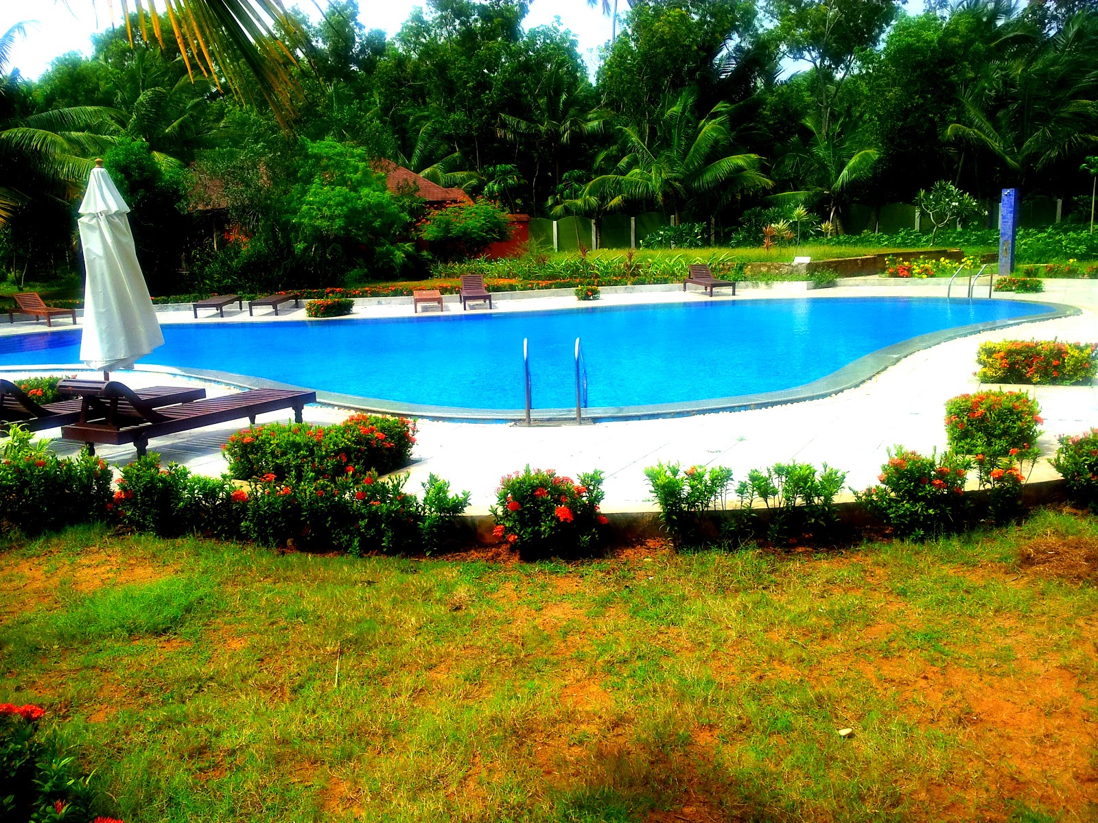 Poovar Island Resort