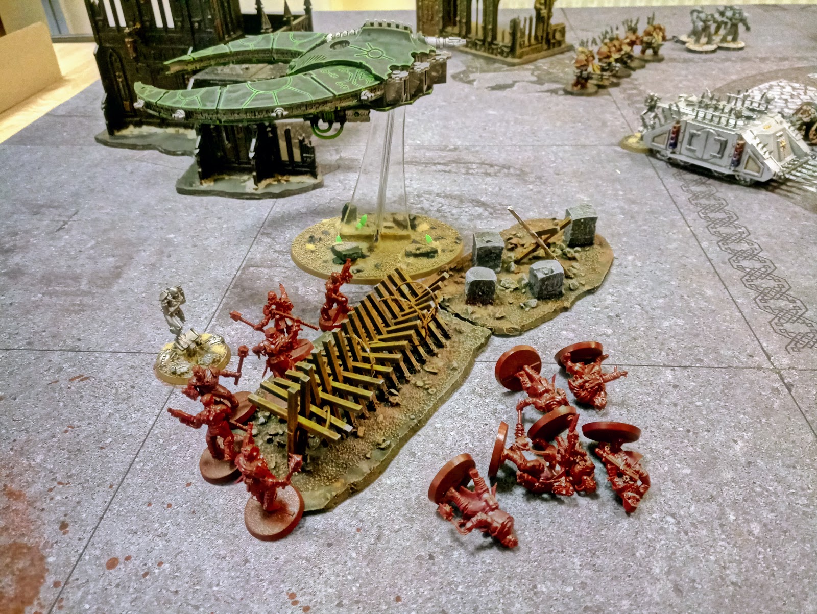 Cake for the Blood God: Heretic Astartes vs Necrons