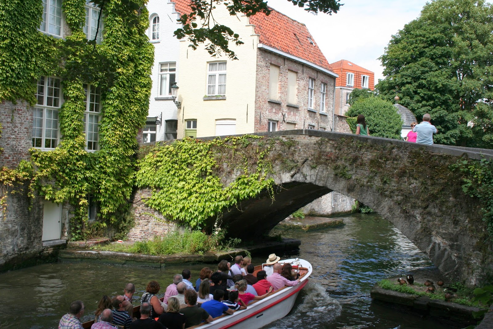 Kwitsoender : 5 bijzondere Brugse bruggen...