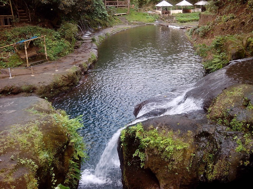 Balite Falls, Amadeo Cavite