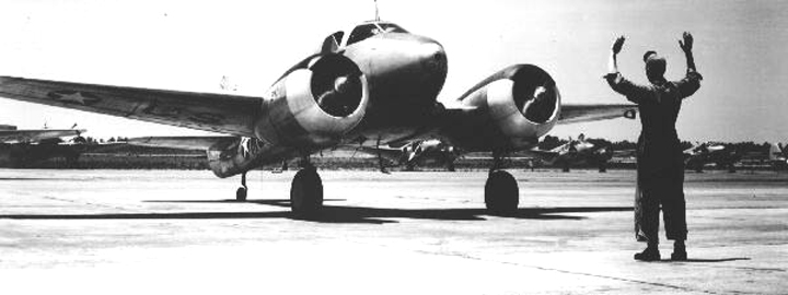 nhungdoicanh: Curtiss-Wright CW-25 / AT-9 Jeep