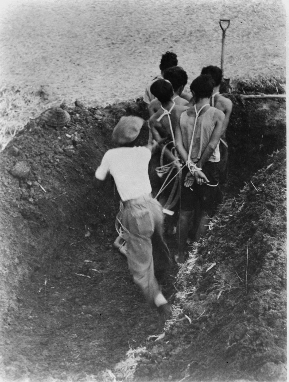 Indonesia Zaman Doeloe: Pemberontakan PKI Madiun 1948: Eksekusi atas ...