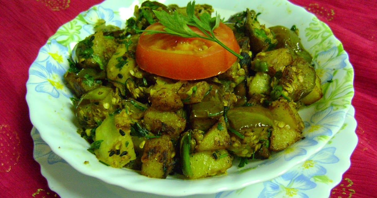 Bethica's Kitchen Flavours: Aloo Begun Torkari (Potato Eggplant Curry ...