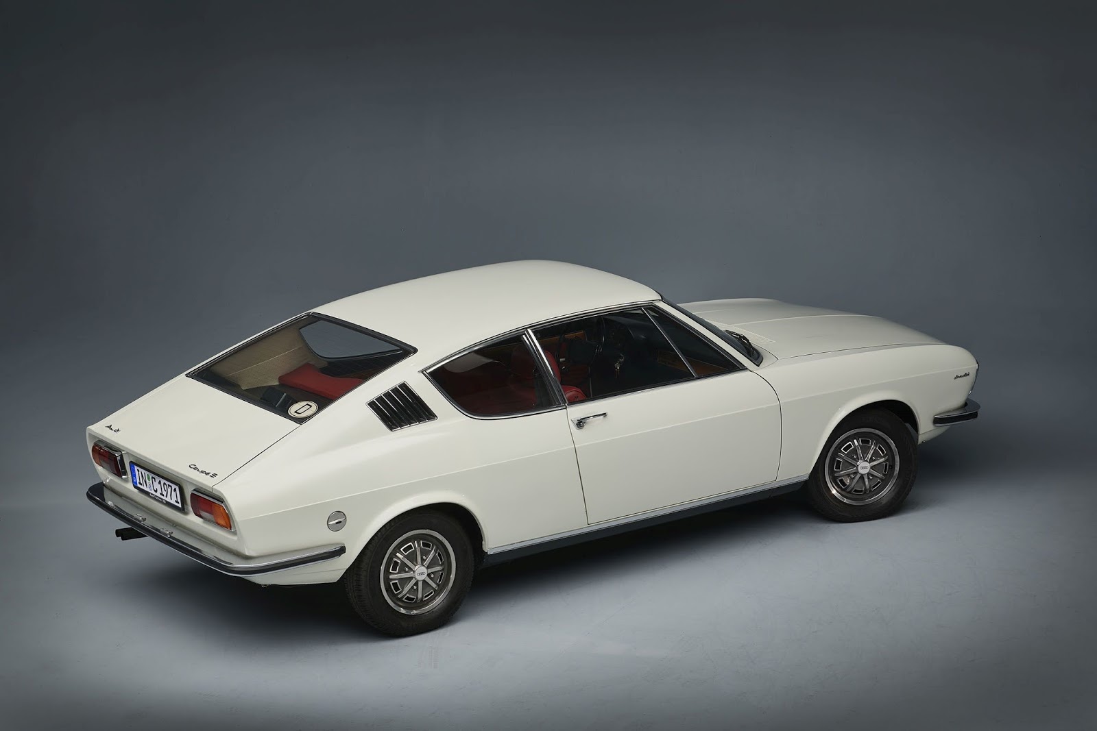 Efemérides da Audi - Auto Vintage | Revista de Automóveis Clássicos