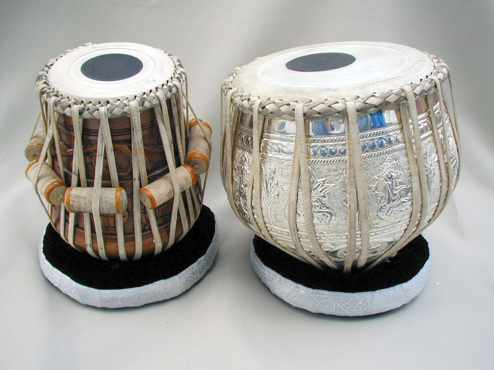 INSTRUMUNDO Instrumentos Musicales: Tabla, Dayan, Bayan