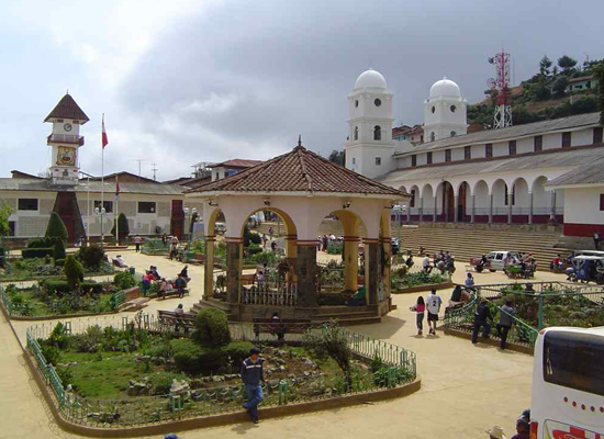 Sierra de Piura: Ciudad de Ayabaca