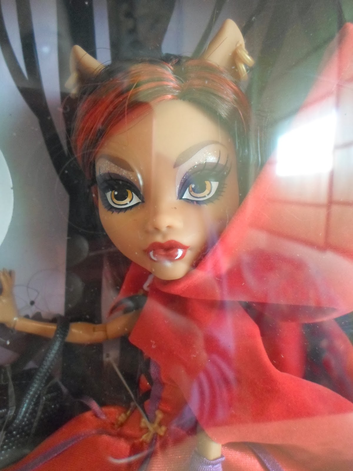 El rincón de mis muñecas: Monster High Clawdeen Wolf Caperucita Loba