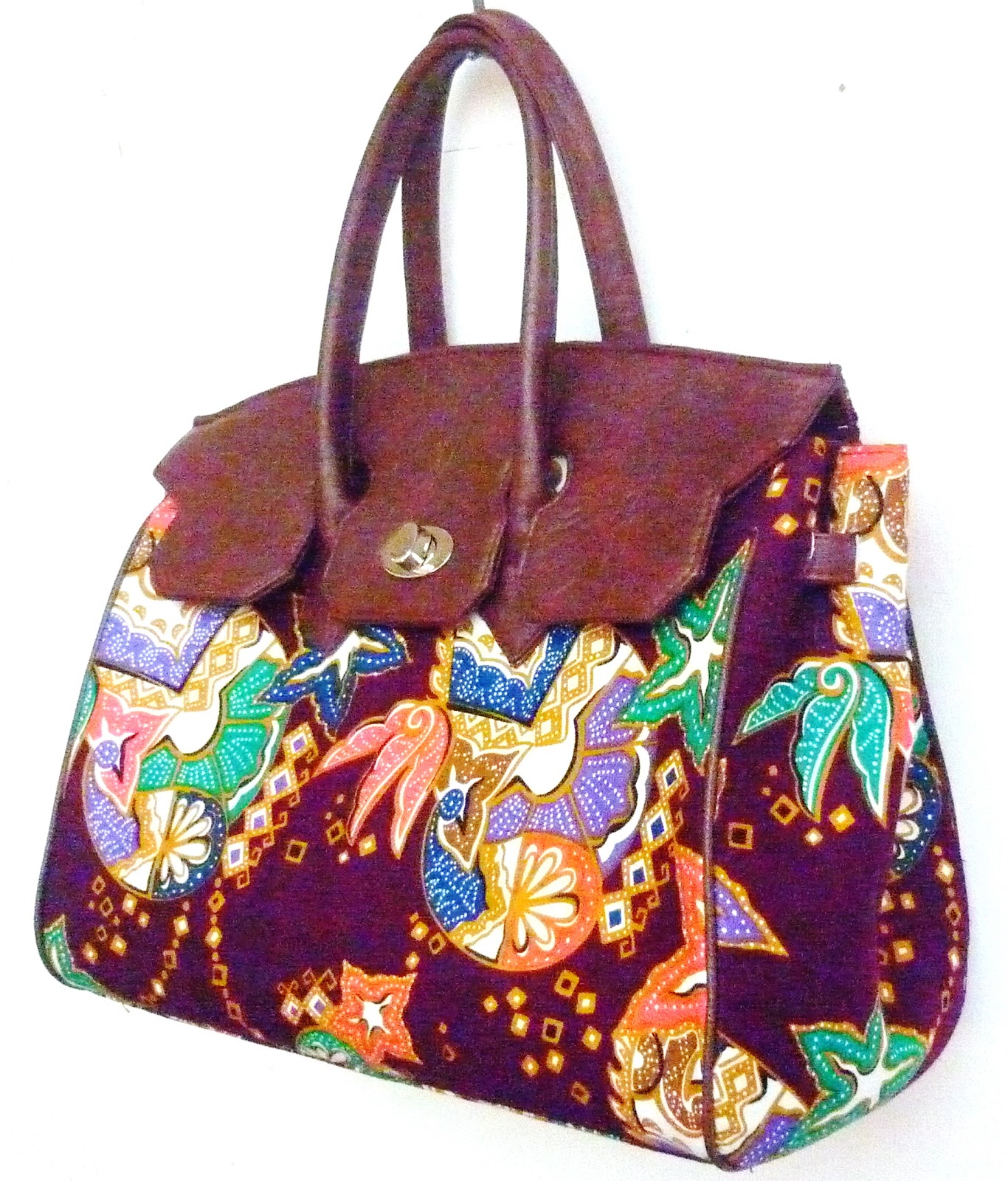 KERAJINAN KULIT KALASAN (EQUAL): Tas Batik