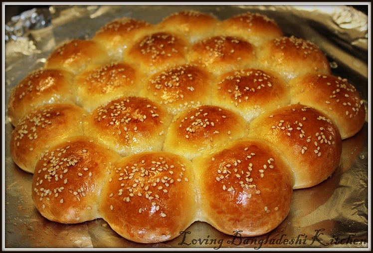 Loving Bangladeshi Kitchen(রান্নাঘর): Honey-comb Bread